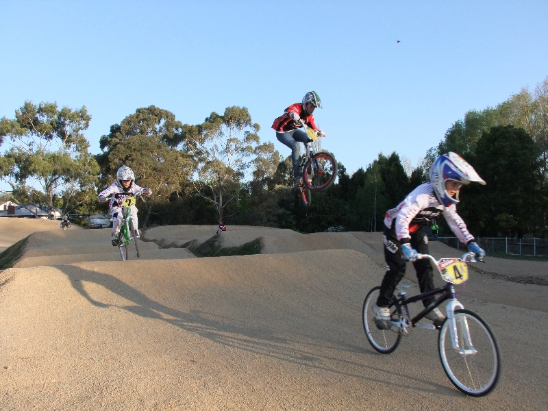 Two Towns Trail (Baw Baw Shire Council) - Walking Maps